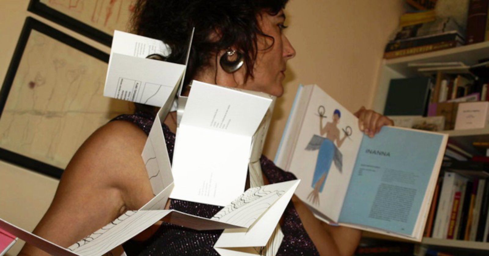 Carolina Martínez López gana el Premio Lope de Vega 2025 por 'El sol ...